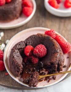 Molten Lava Cake • Secret Trick for Lava Cake Recipe {Video} • Two ...
