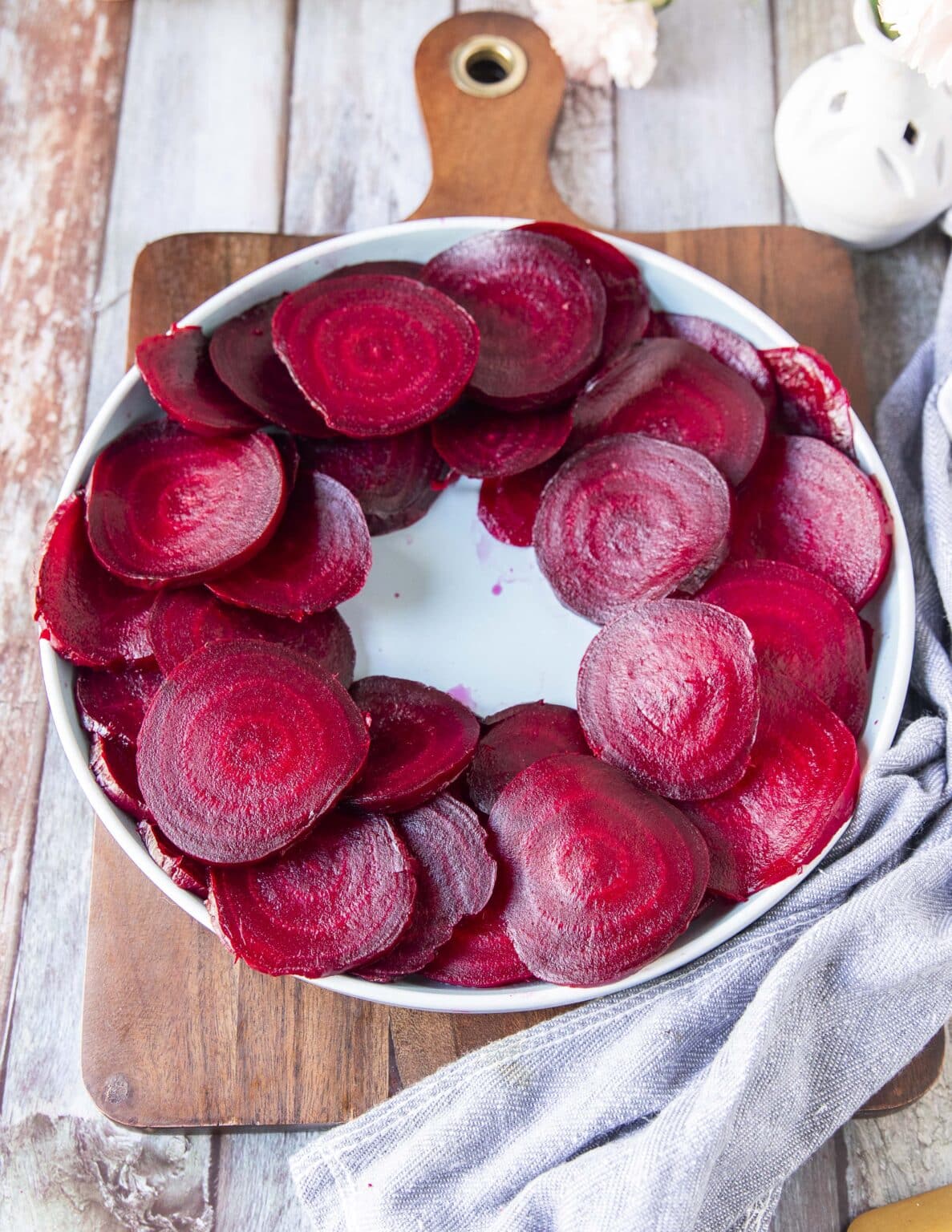 Beet Carpaccio • Tasty, Vibrant & Easy Carpaccio Recipe {Video} • Two ...
